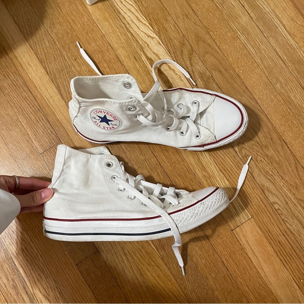 Converse White Chuck Taylor All Star Classic - Gem